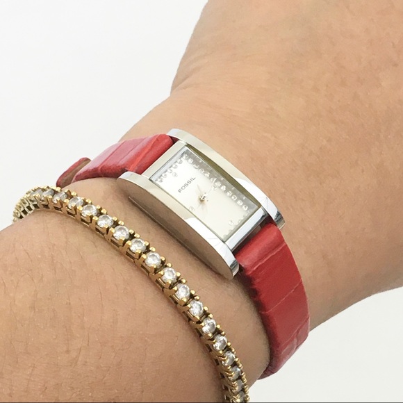 Fossil | Accessories | Vintage Fossil Red Leather Strap Watch | Poshmark